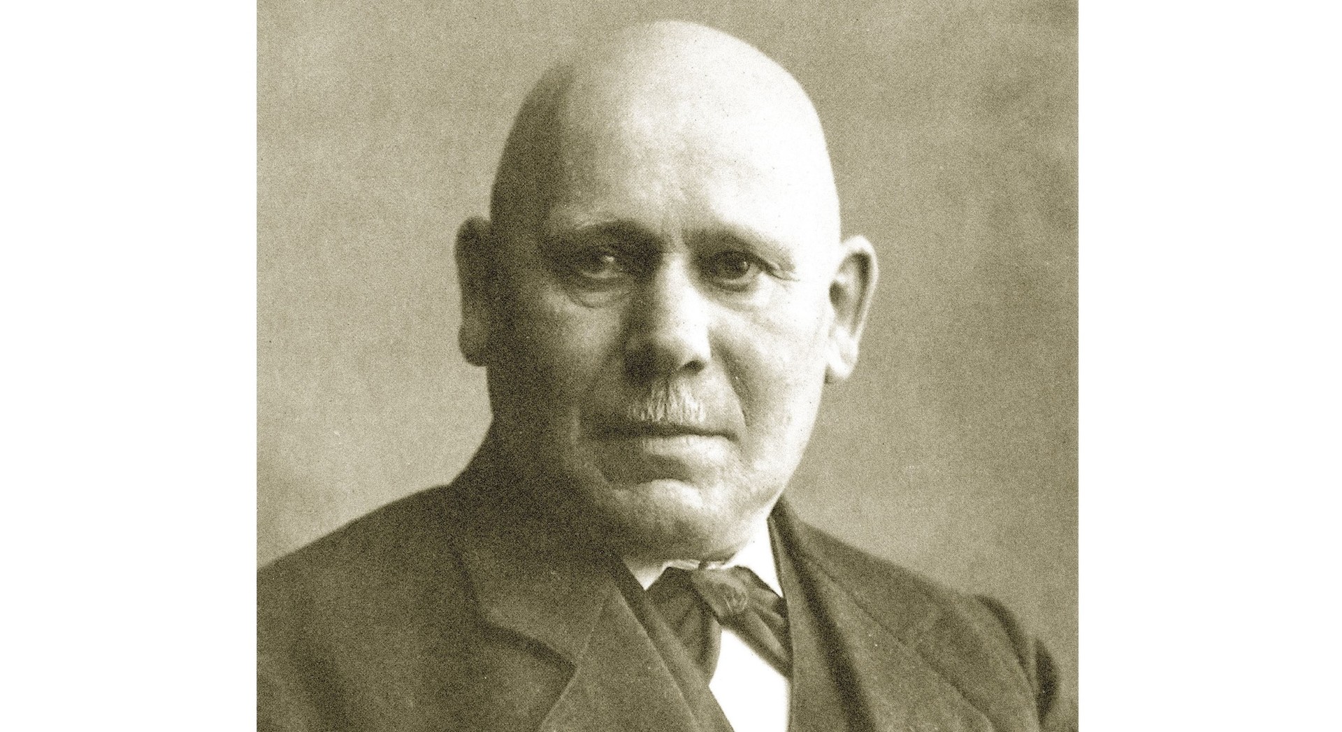 August Vormann | History